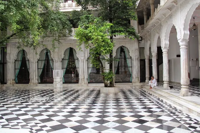 ISKCON Juhu Temple Hall