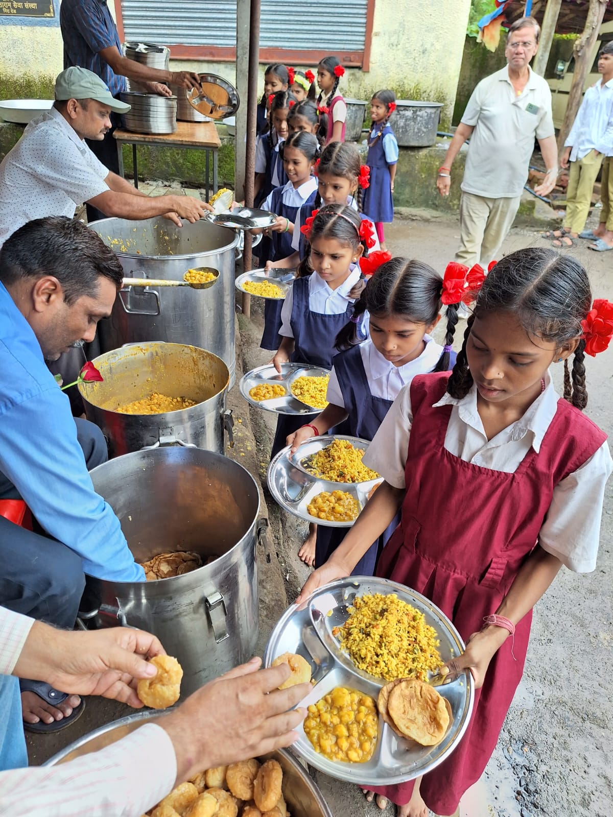Anna Daan for Janmashtami | Anna Daan Maha Daan | ISKCON Juhu Mumbai